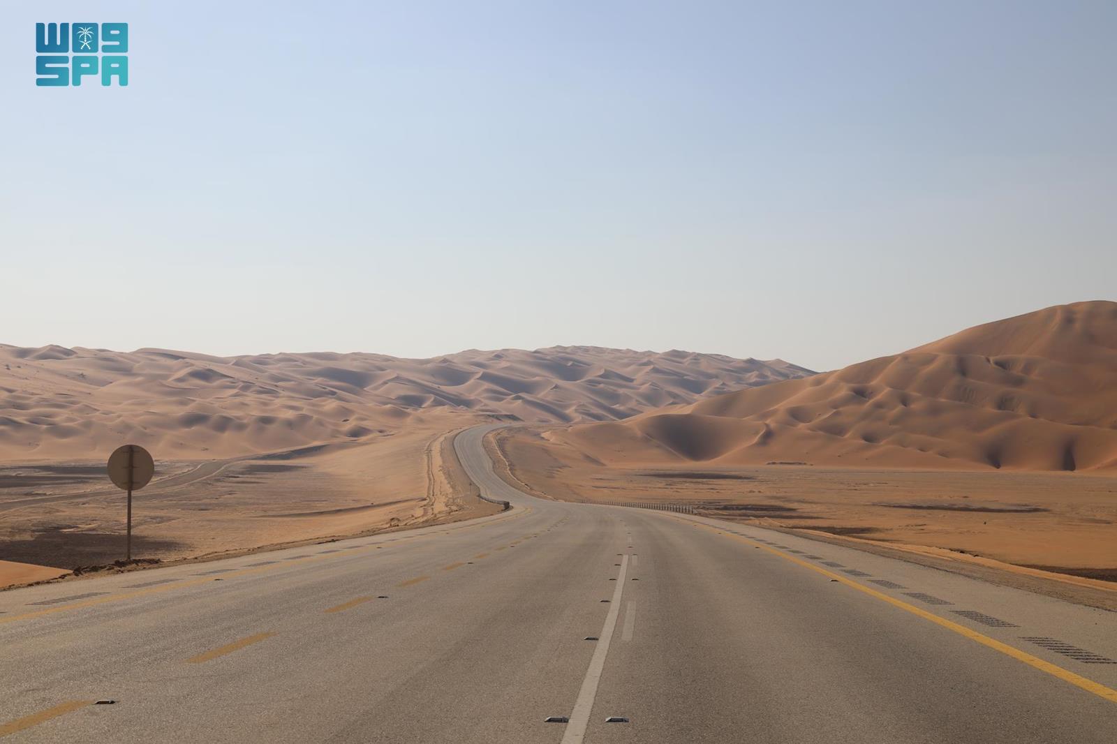 Saudi-Oman Highway: Engineering Marvel in Empty Quarter, Boosting Trade ...